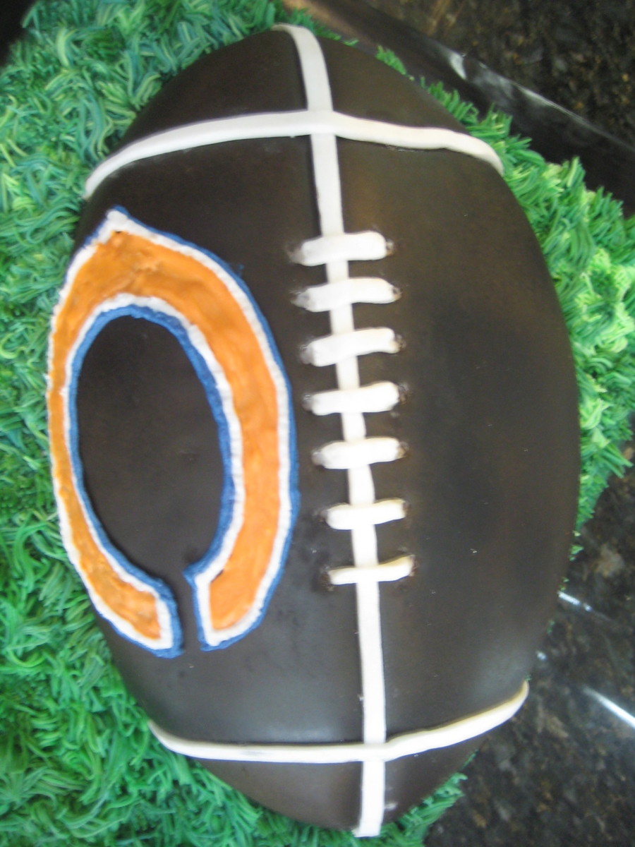 Chicago Bears Birthday Cake - CakeCentral.com