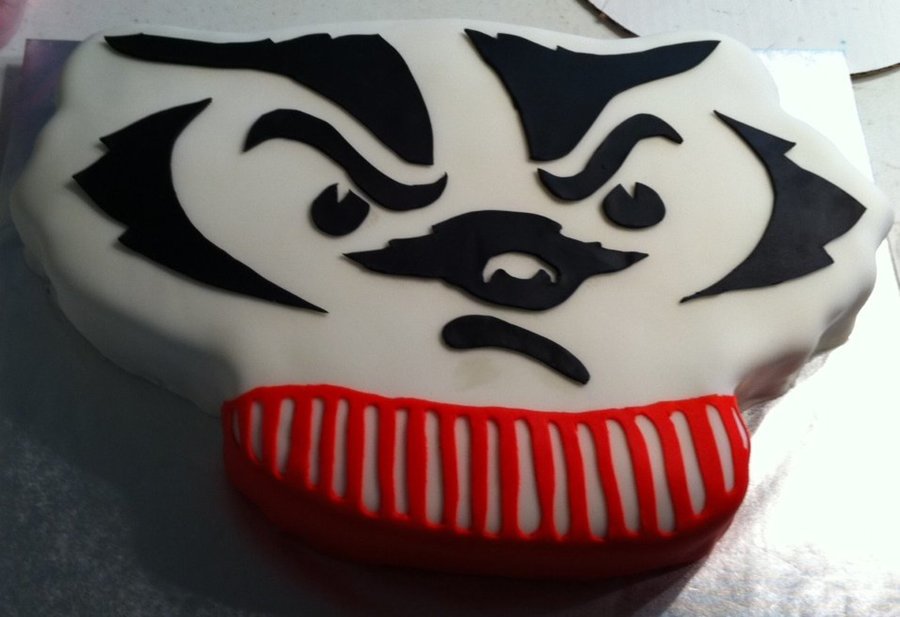 University Of Wisconsin Badger Cake - CakeCentral.com