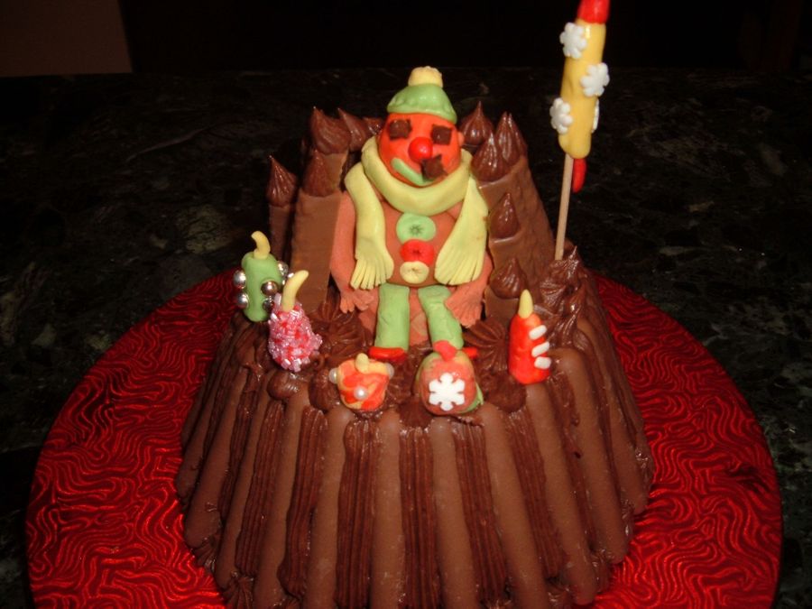 Bonfire Night Cake - CakeCentral.com