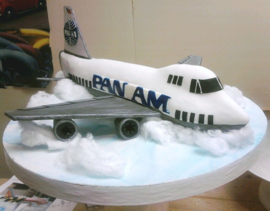 Pan Am 3D Plane - CakeCentral.com