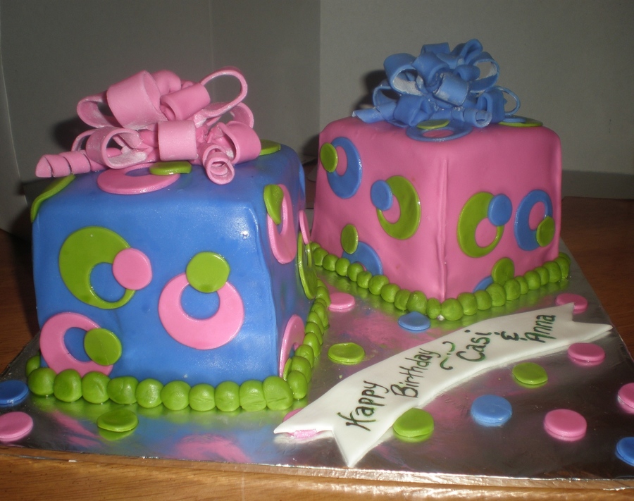 Mini Pink, Blue & Green Gift Boxes - CakeCentral.com