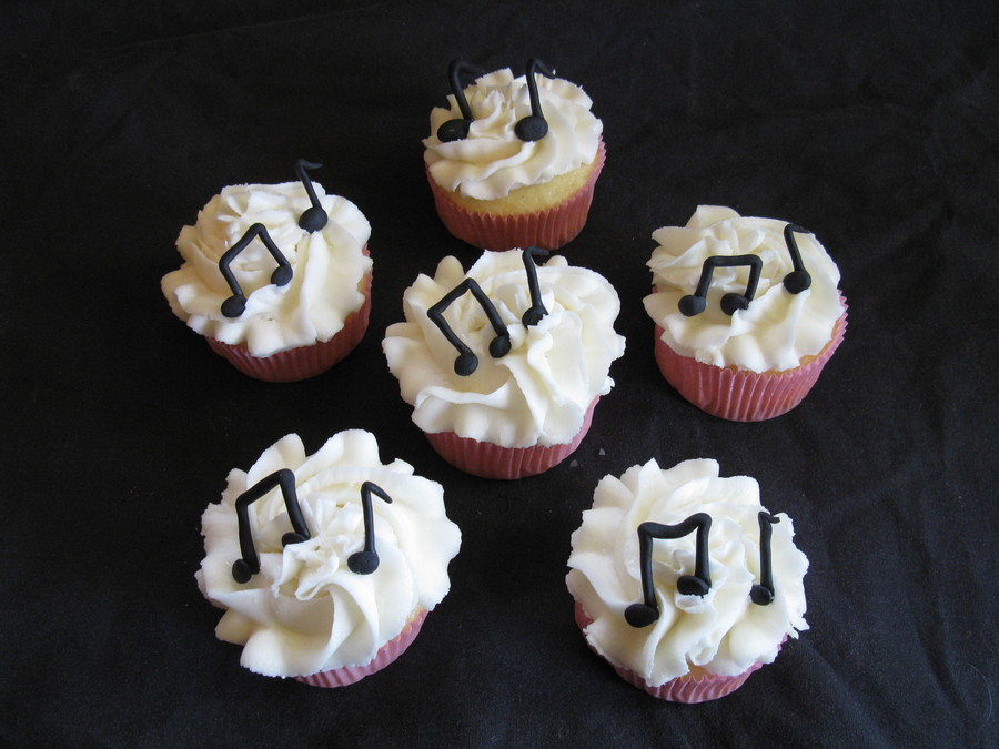 Music Note Cupcakes - CakeCentral.com