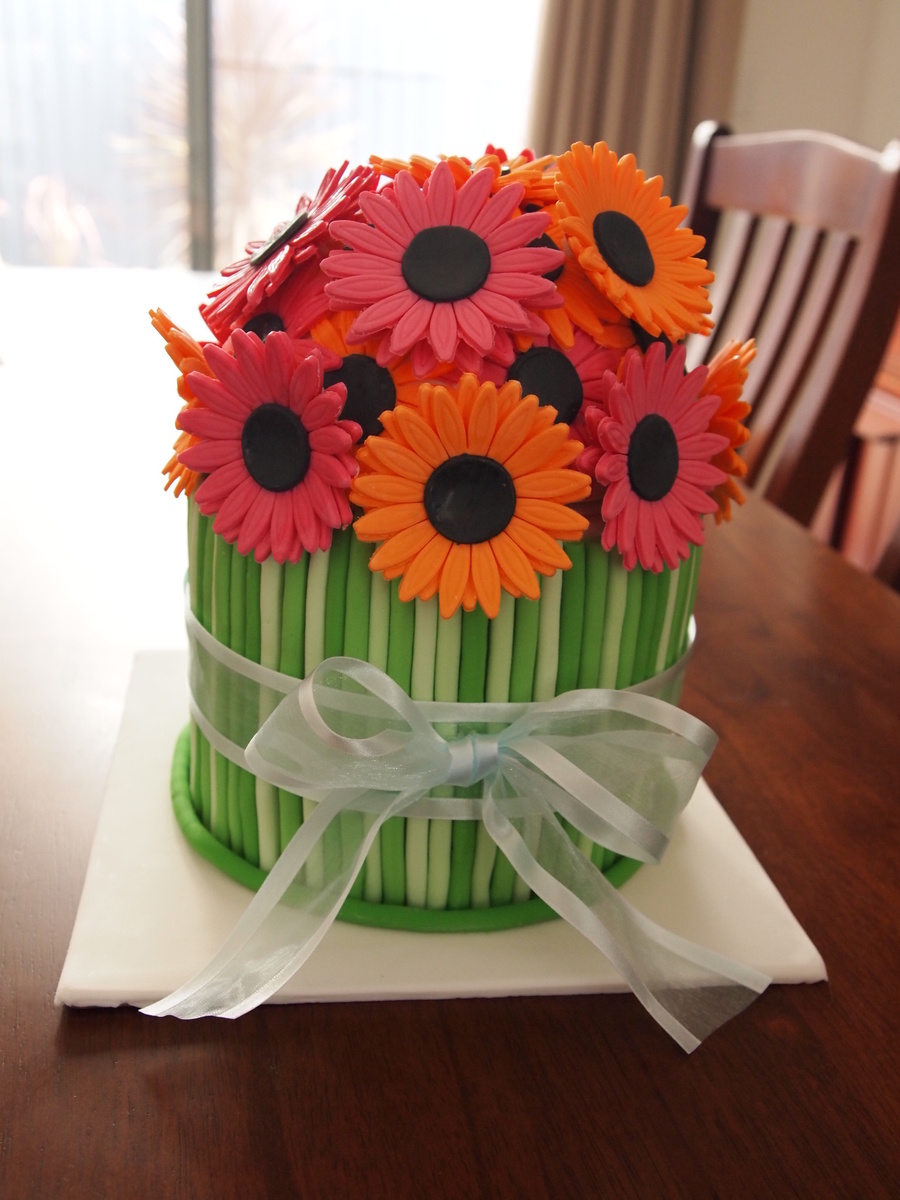 Flower Stem Cake - CakeCentral.com