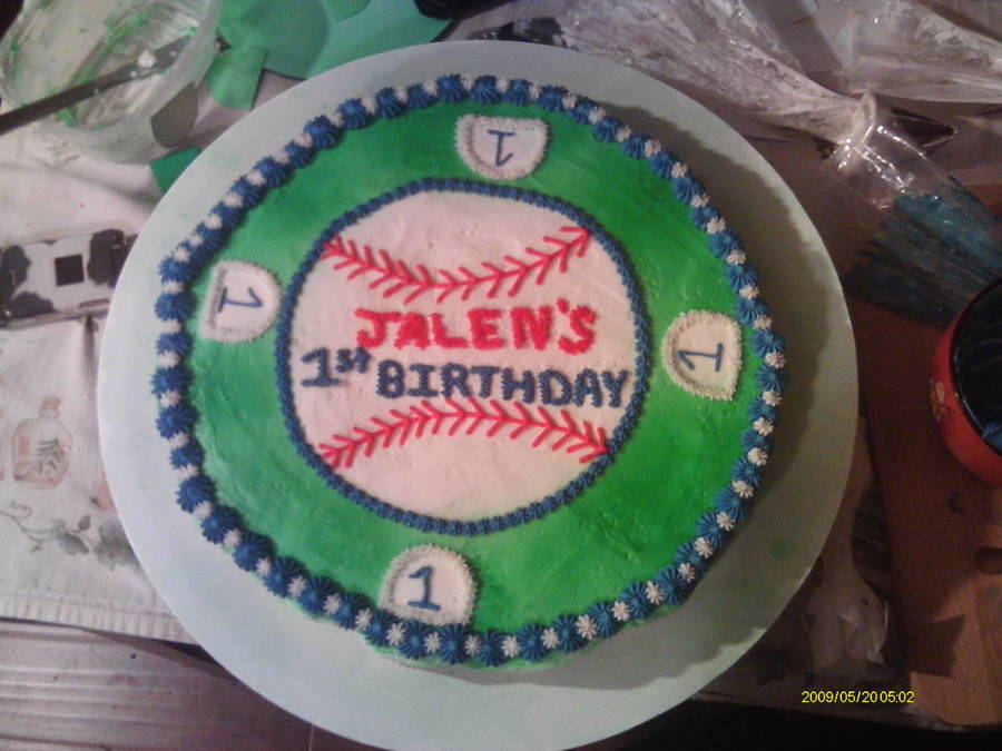 Baseball Cupcake Cake - CakeCentral.com
