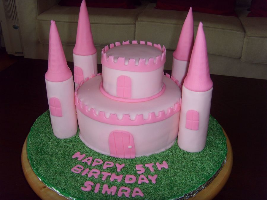 Simple Castle Cake - CakeCentral.com