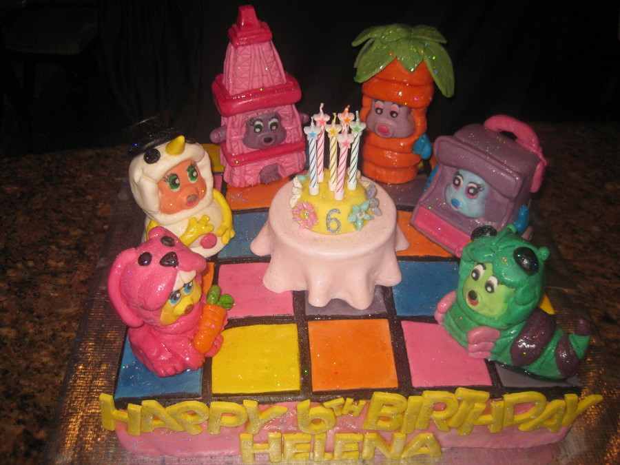 Party Animals Cake - CakeCentral.com