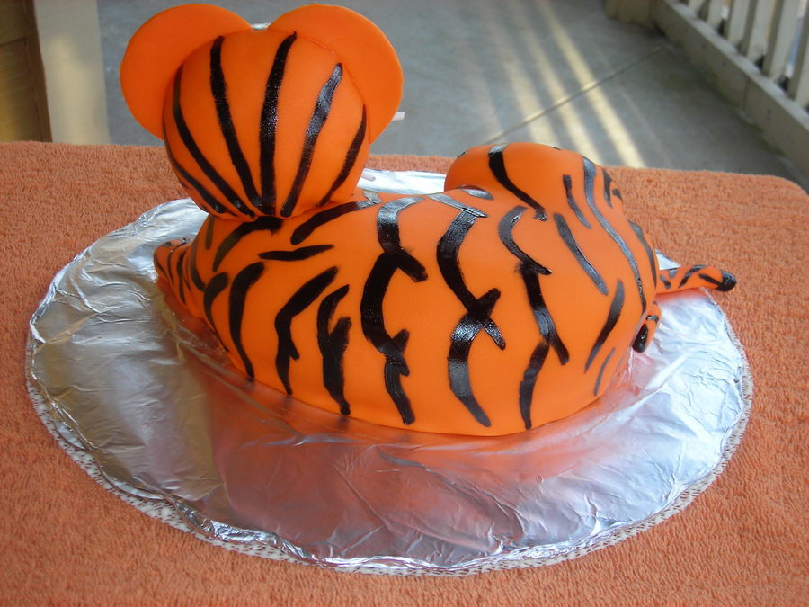 Bengal Tiger - CakeCentral.com