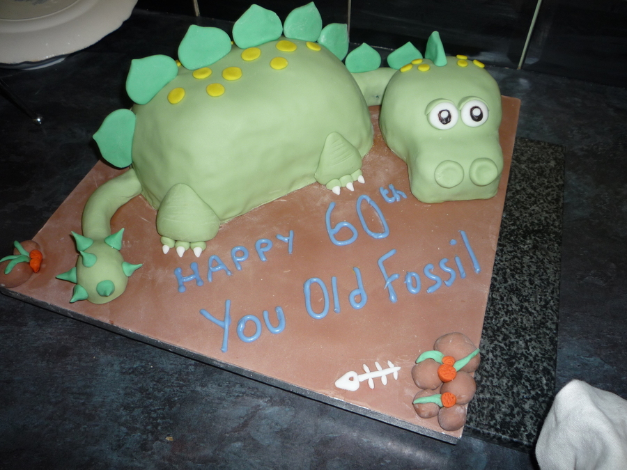 Dinosaur Old Fossil Cake - CakeCentral.com