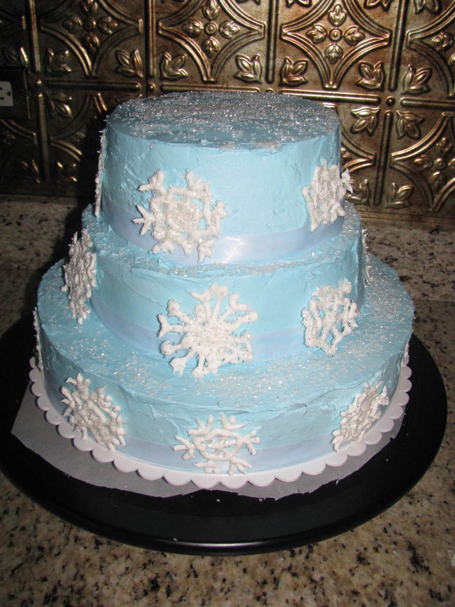 Snowflake Cake - CakeCentral.com