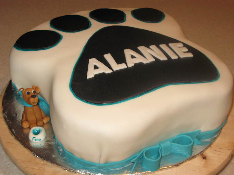 Paw Print Cake - CakeCentral.com