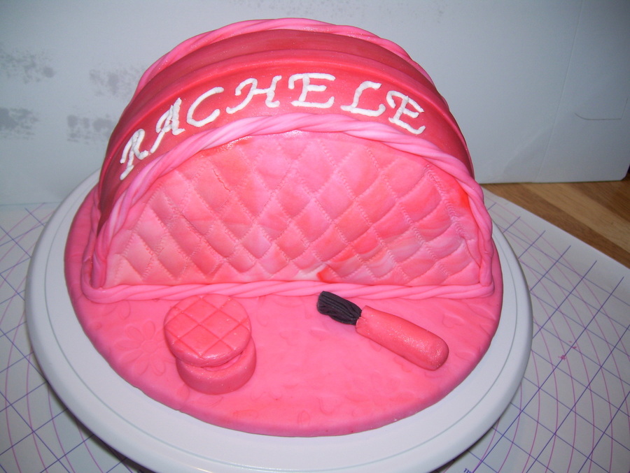 Cosmetic Bag Cake - CakeCentral.com