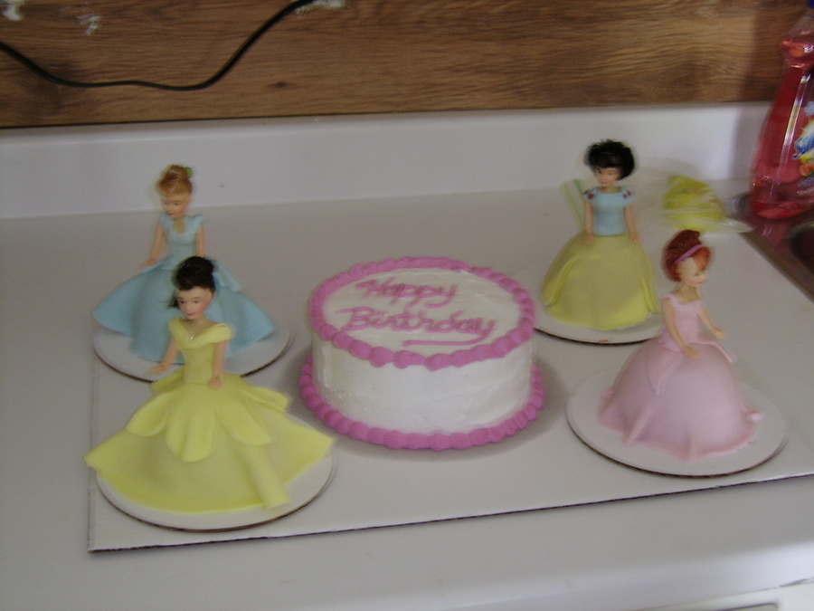 Princesses - CakeCentral.com