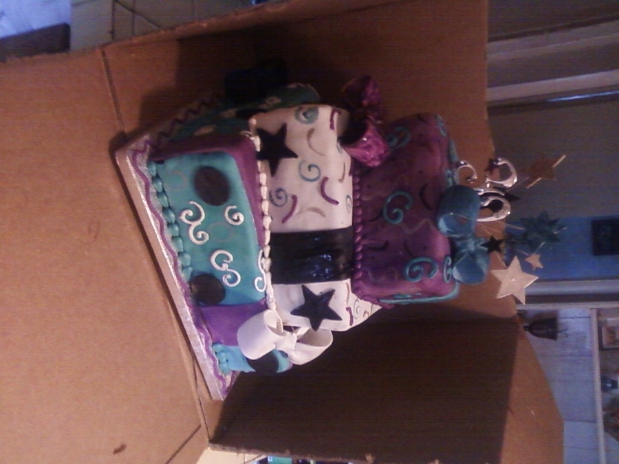 Present Cake - CakeCentral.com