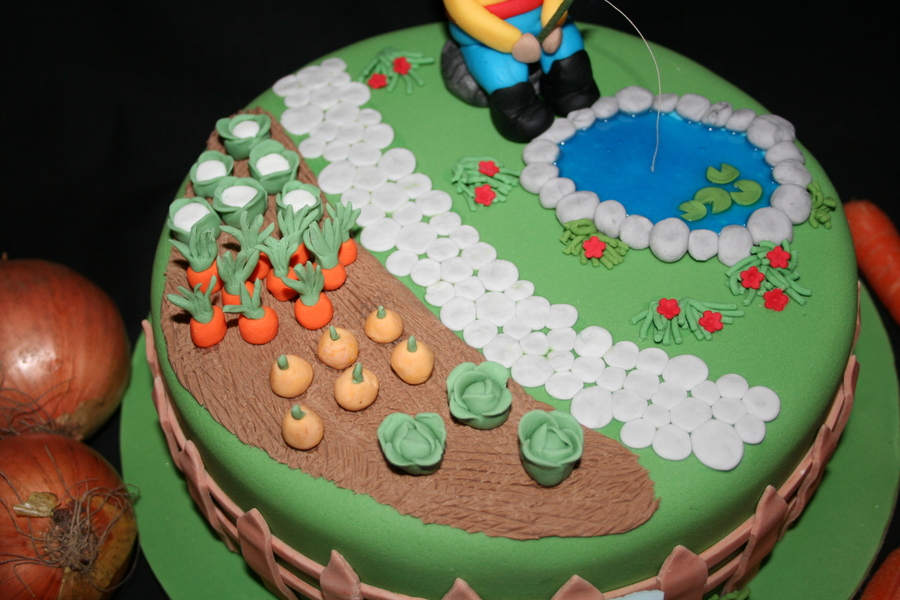 80Th Birthday Garden Gnome Cake - CakeCentral.com
