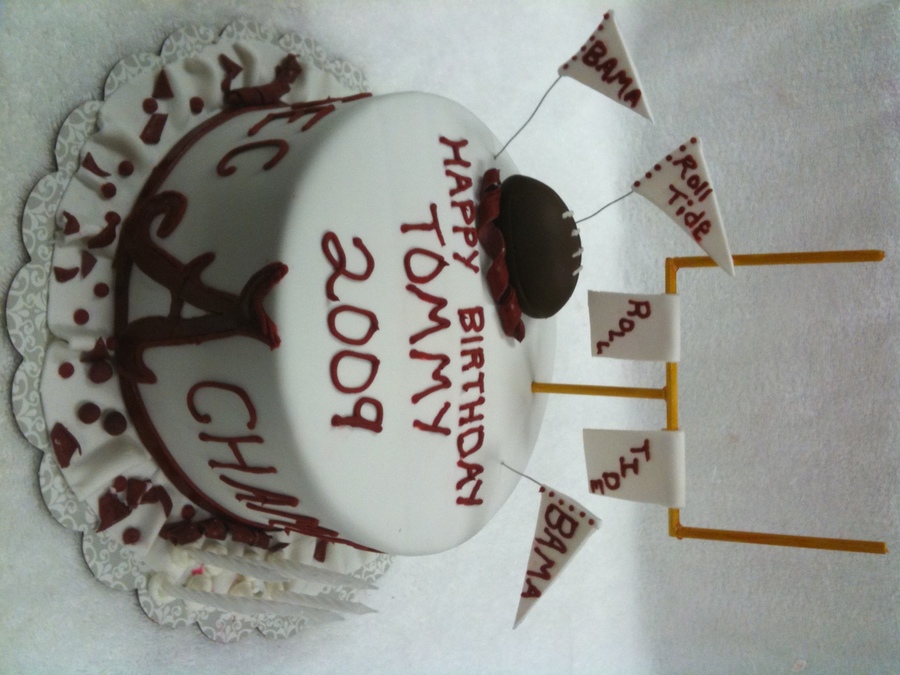 Alabama Football Cake - CakeCentral.com