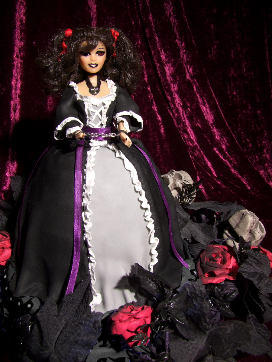 Goth Doll - CakeCentral.com