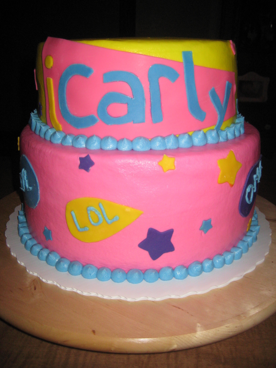 Icarly Cake - CakeCentral.com