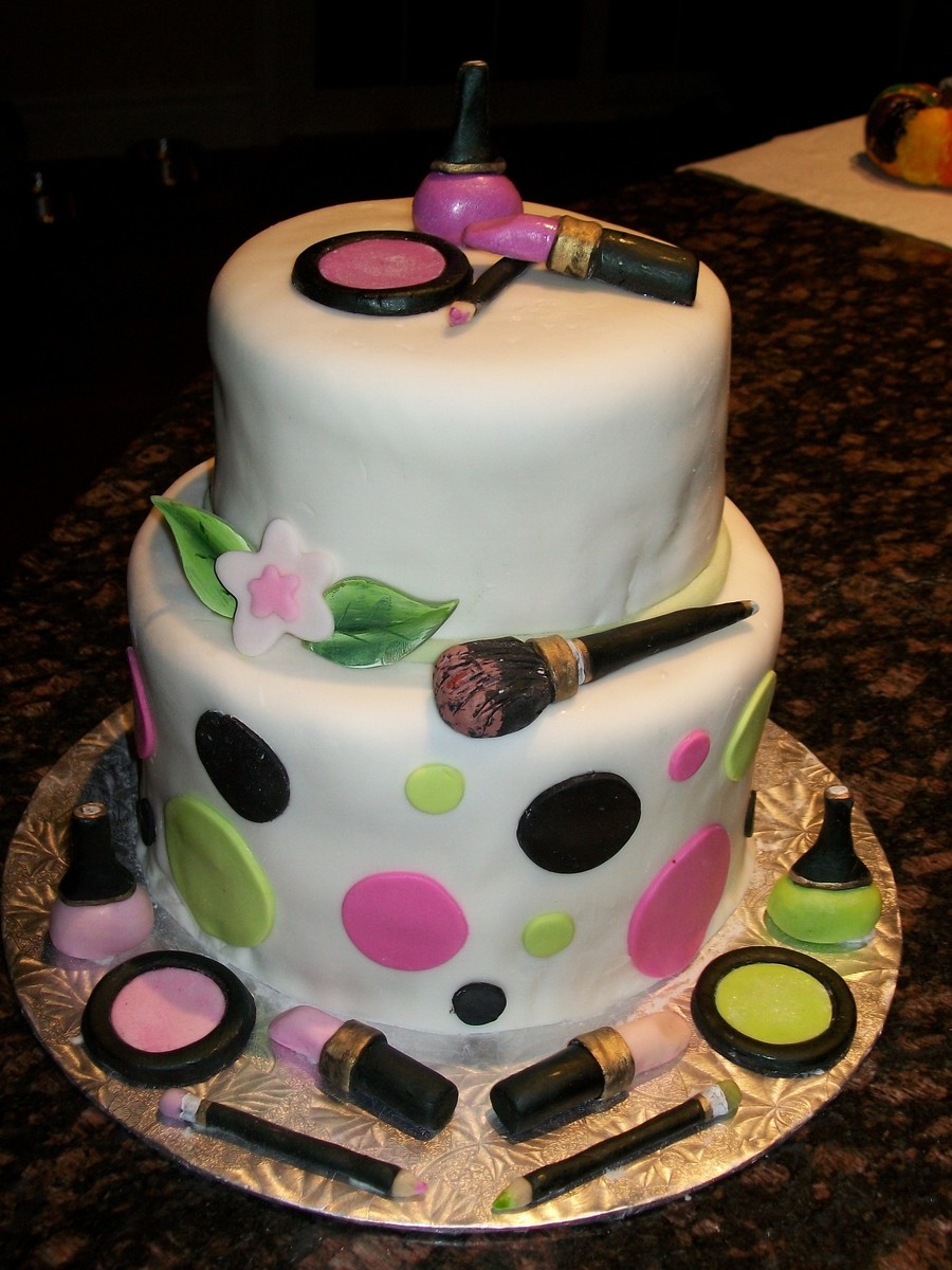 Jenna's Spa Cake - CakeCentral.com