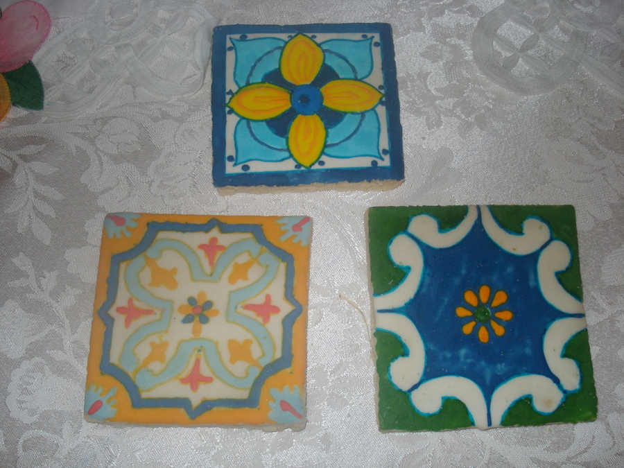 Mexican Talavera Tile Cookies - CakeCentral.com