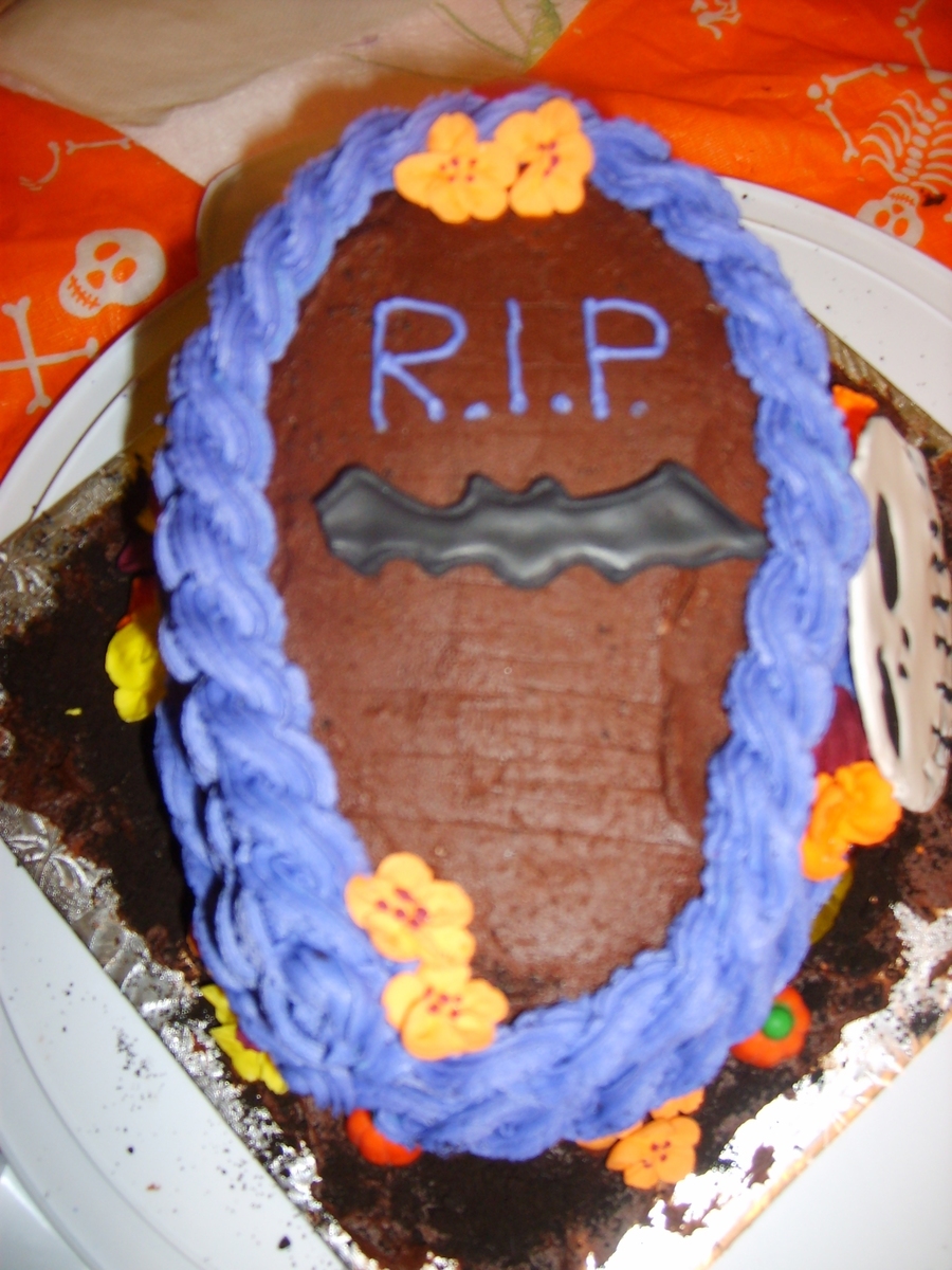 Halloween Cake - CakeCentral.com