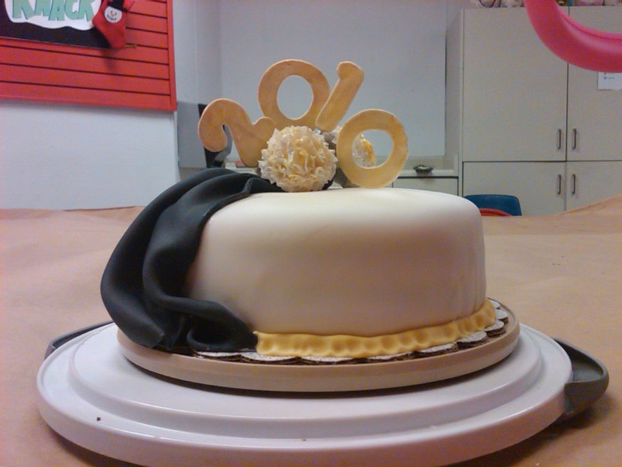 Rolled Fondant Last Class Cake - CakeCentral.com