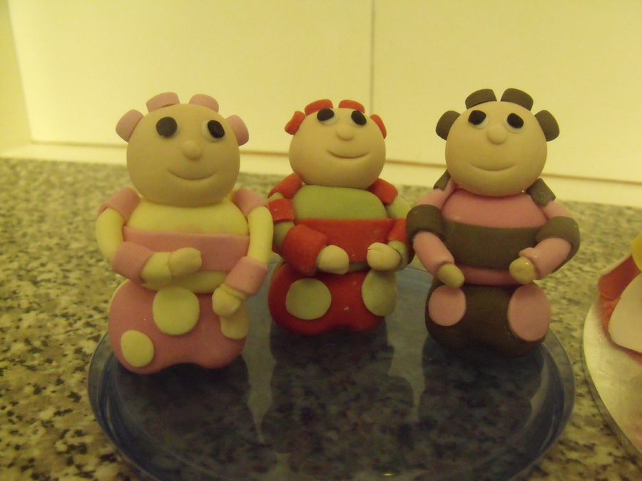 Tomliboos, In The Night Garden - CakeCentral.com