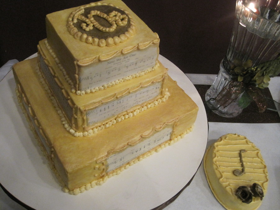 Music Notes Cake - CakeCentral.com