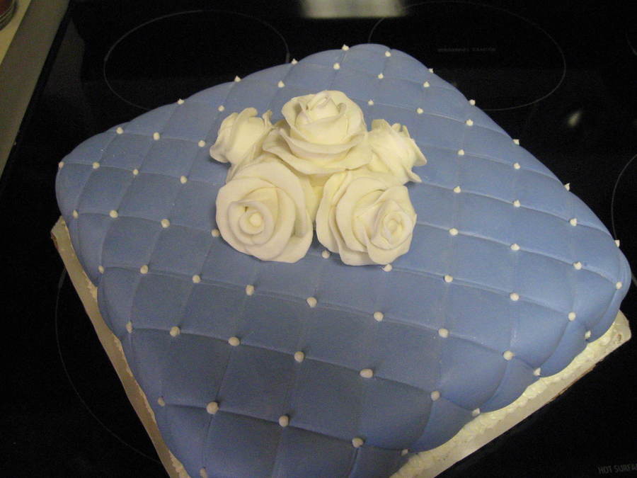 Parents' Anniversary Cake:) - CakeCentral.com