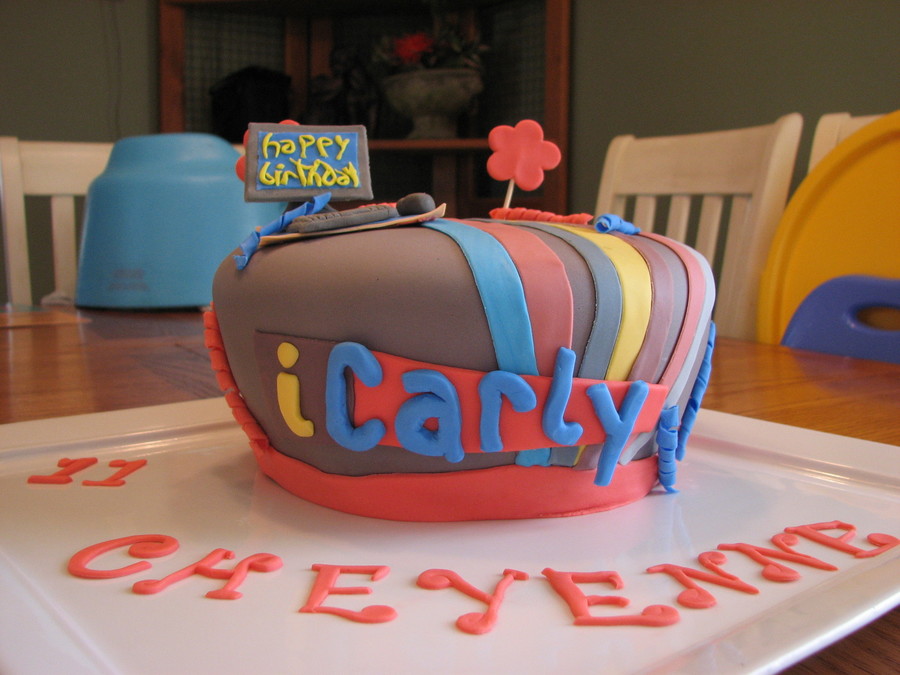 Icarly Cake - CakeCentral.com