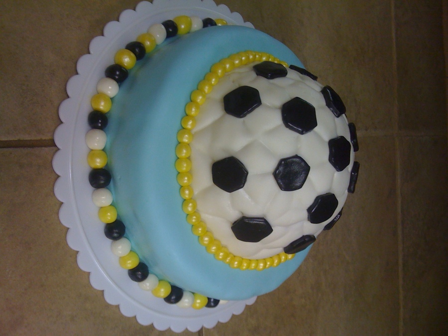 Soccer Cake - CakeCentral.com