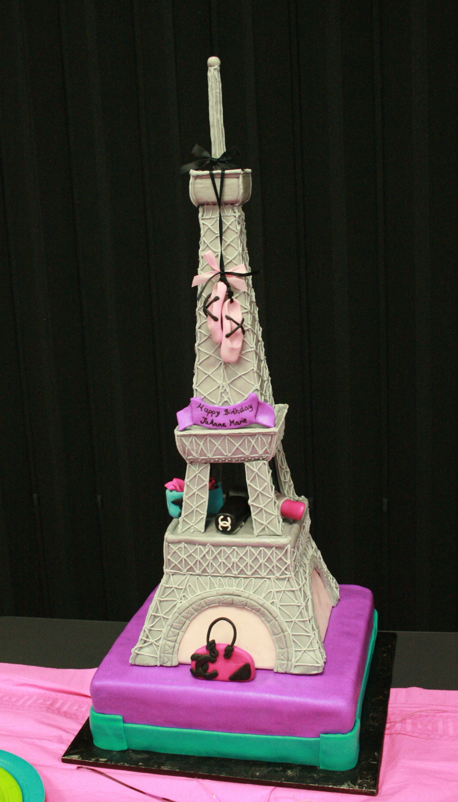 Eiffel Tower - CakeCentral.com