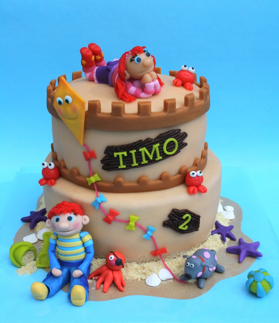 Sandcastle - CakeCentral.com