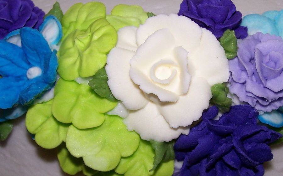 Royal Icing Flowers In Blue, Purple, And Lime - CakeCentral.com