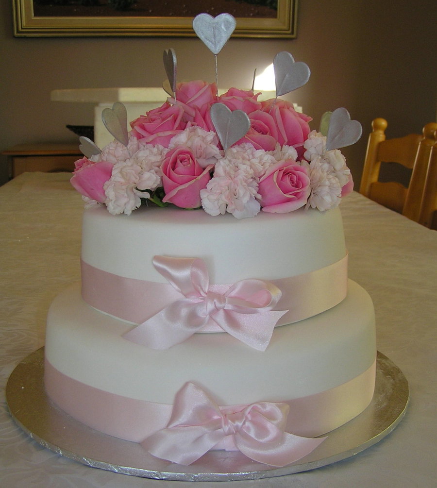 Round Wedding Cake - CakeCentral.com