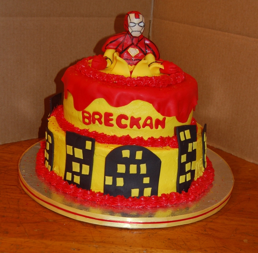 Iron Man - CakeCentral.com