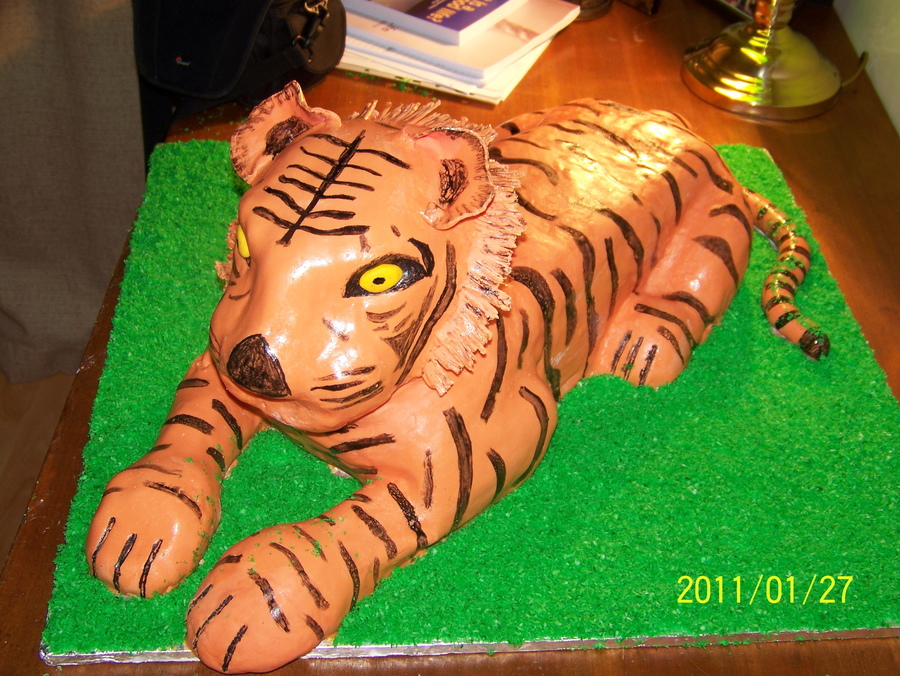 Tiger - CakeCentral.com