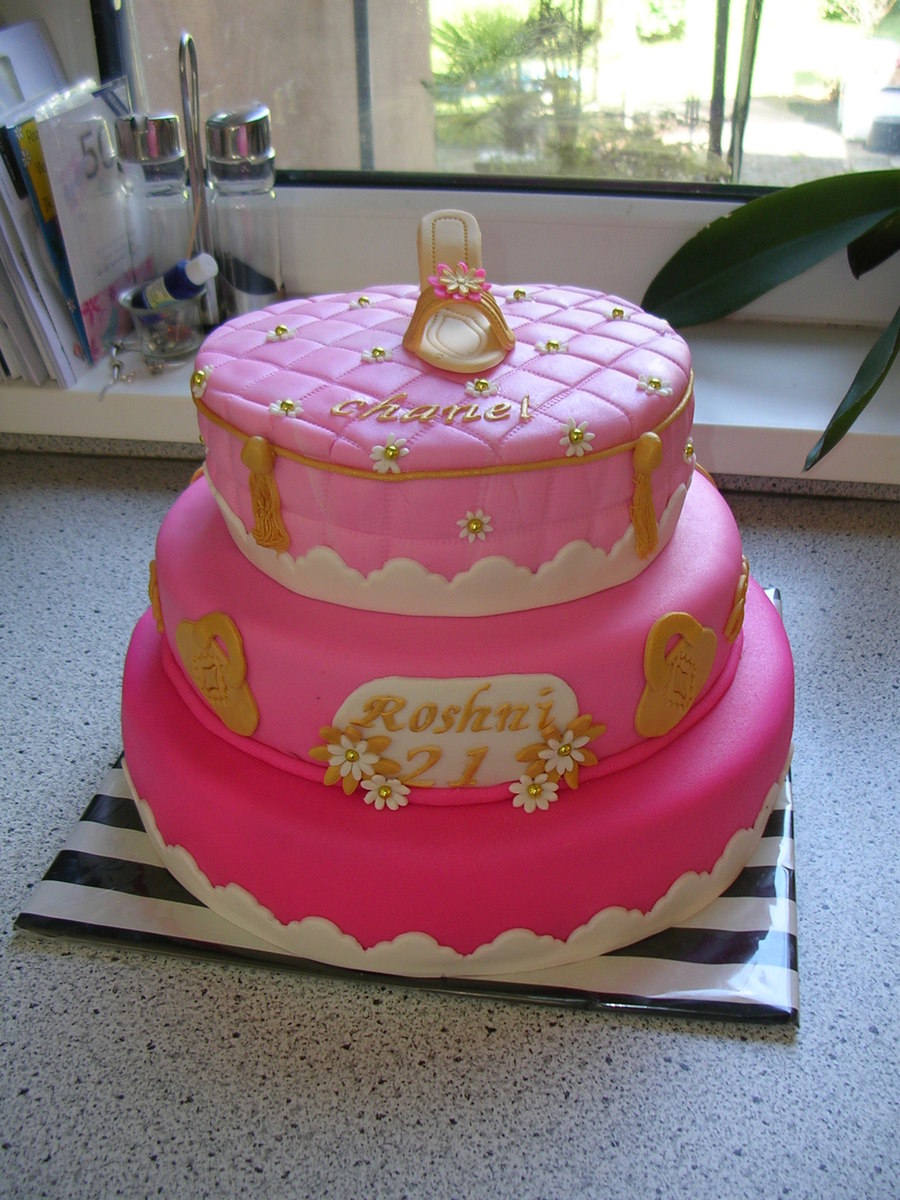 "chanel" - CakeCentral.com