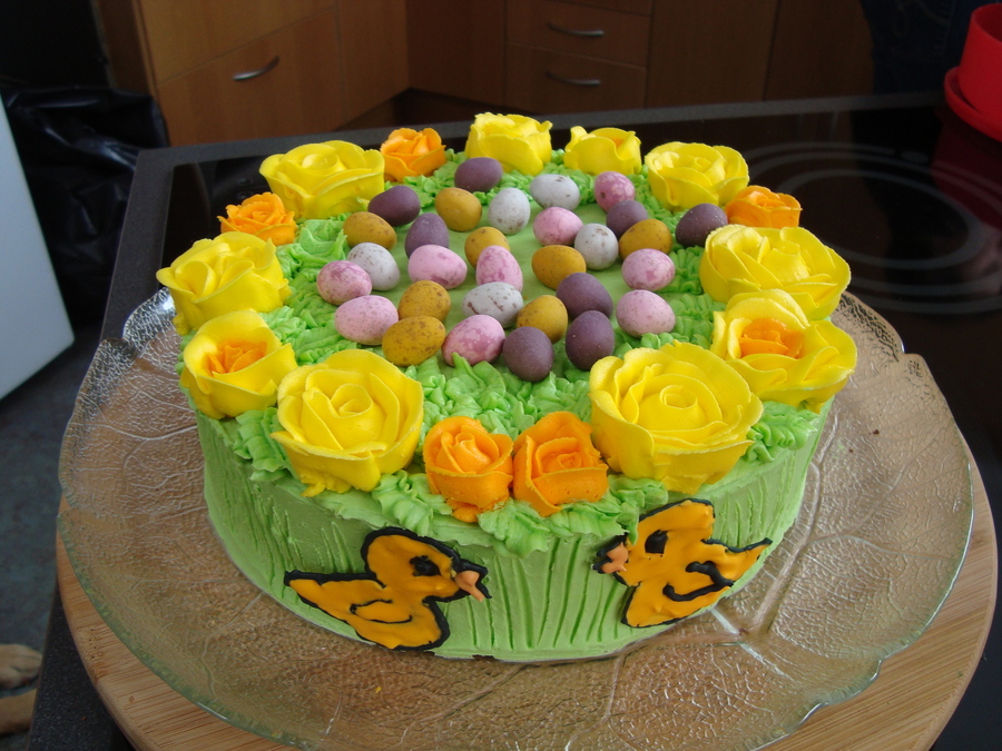 Easter Chicks And Flowers - CakeCentral.com