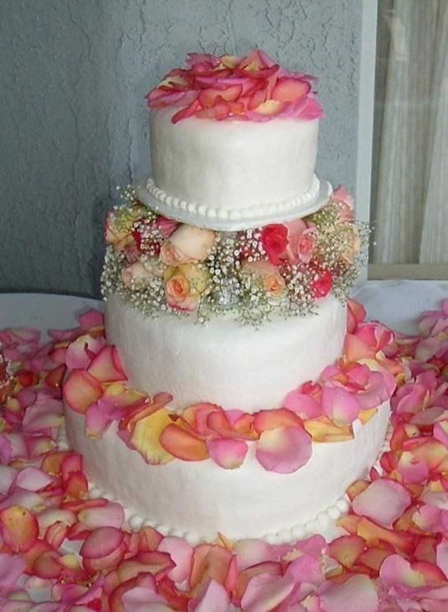 Hearts And Roses Side View - CakeCentral.com