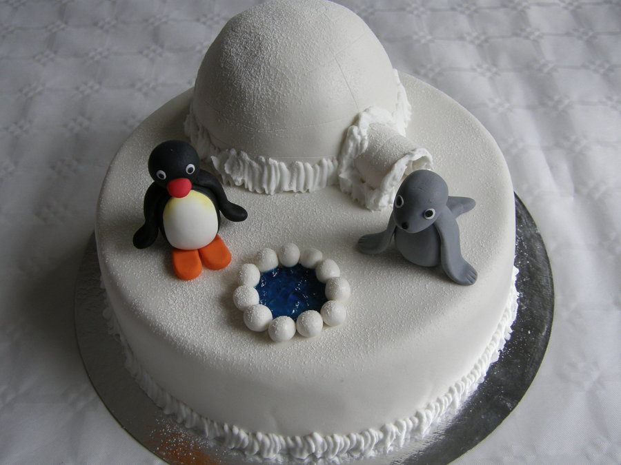Pingu Cake - CakeCentral.com