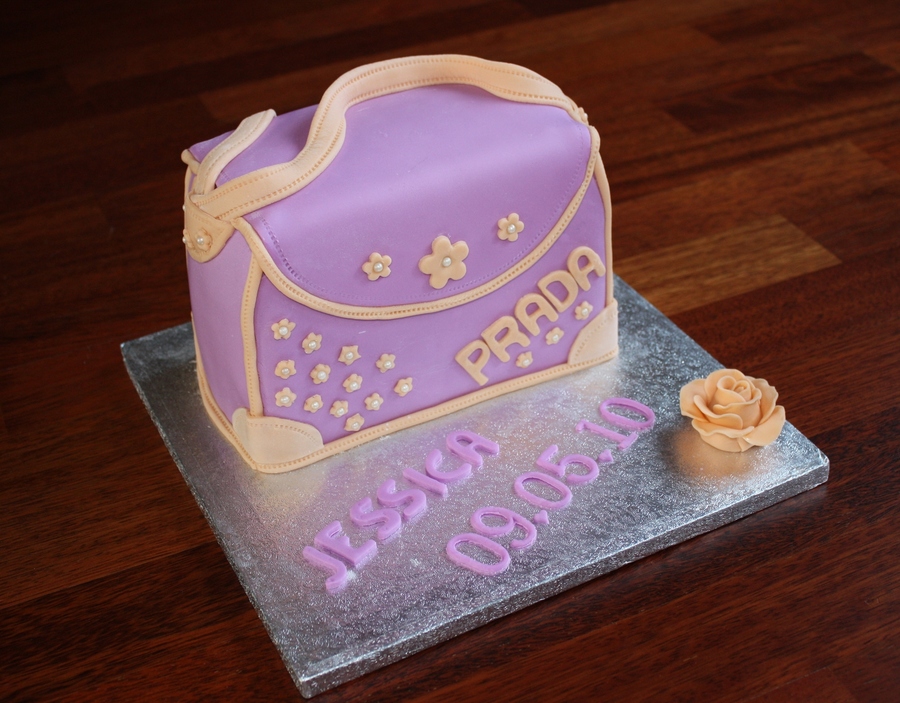 Prada - CakeCentral.com