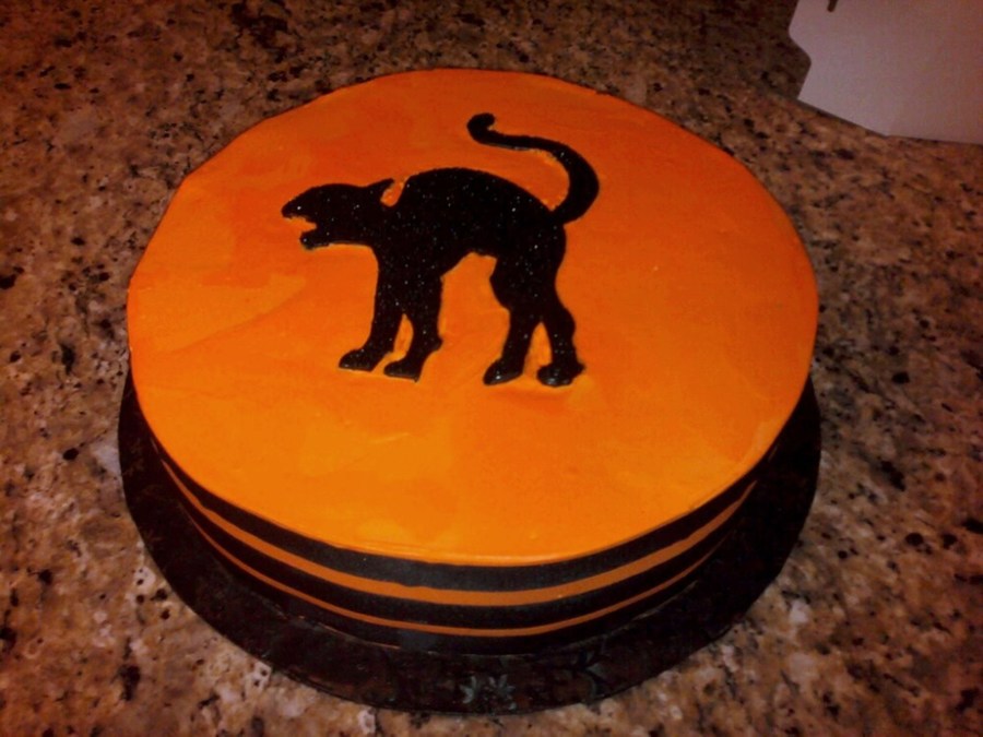 Black Cat Cake - CakeCentral.com
