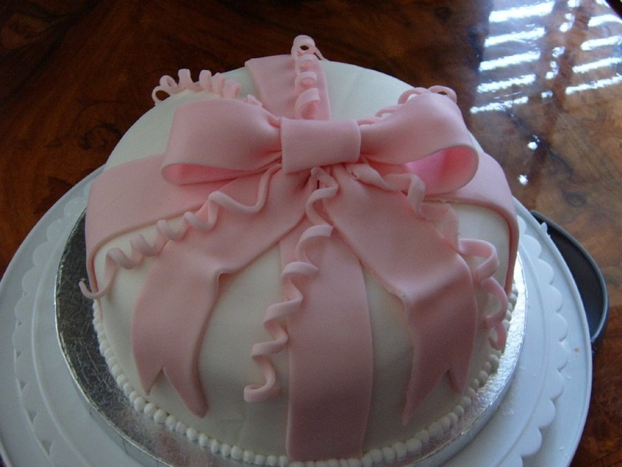Pink Bow - CakeCentral.com