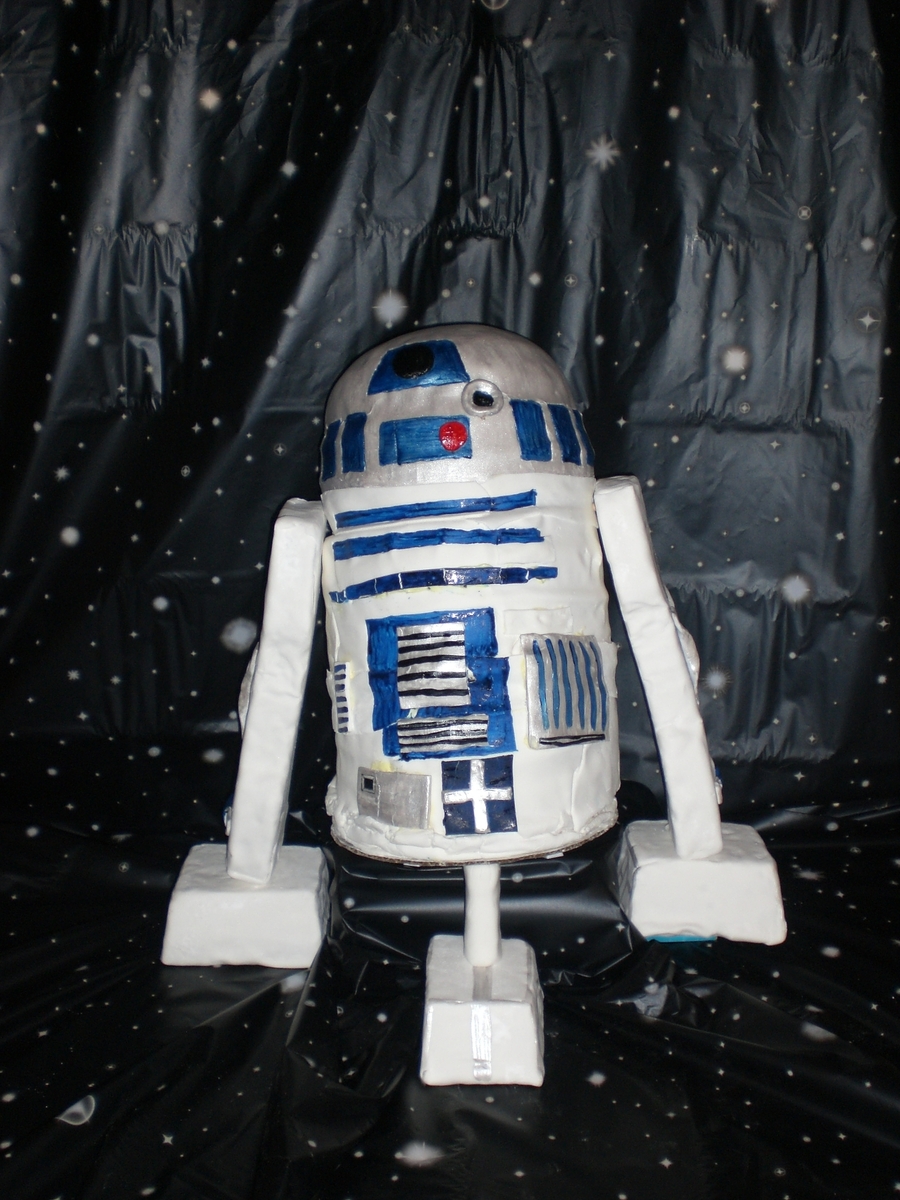 R2 D2 - CakeCentral.com