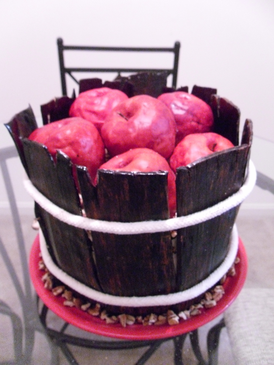 Apple Barrel - CakeCentral.com