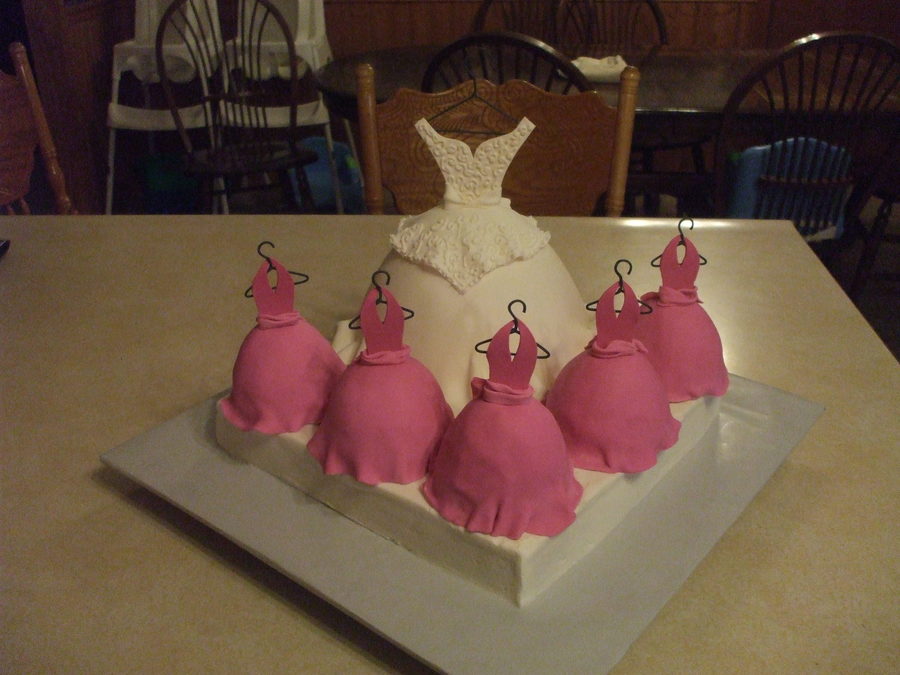 Bridal Dresses - CakeCentral.com