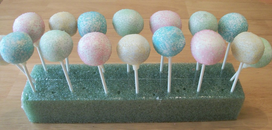 Pastel Cake Pops - CakeCentral.com