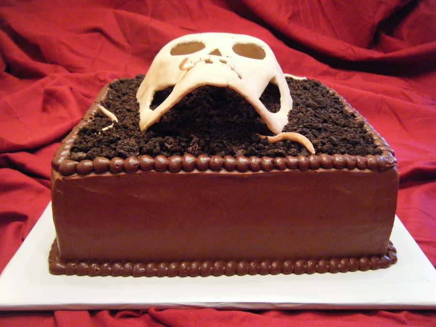 Halloween 2010 - Skull Cake - CakeCentral.com
