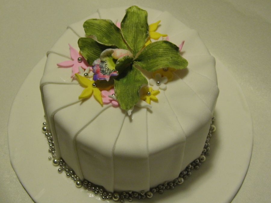 Orchard Cake - CakeCentral.com