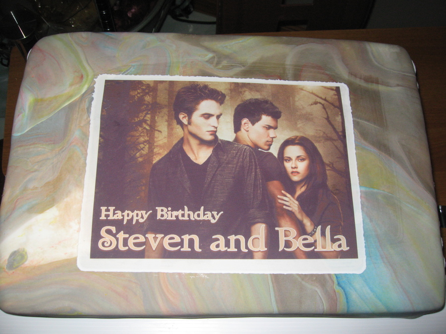 Twilight Birthday Cake - CakeCentral.com